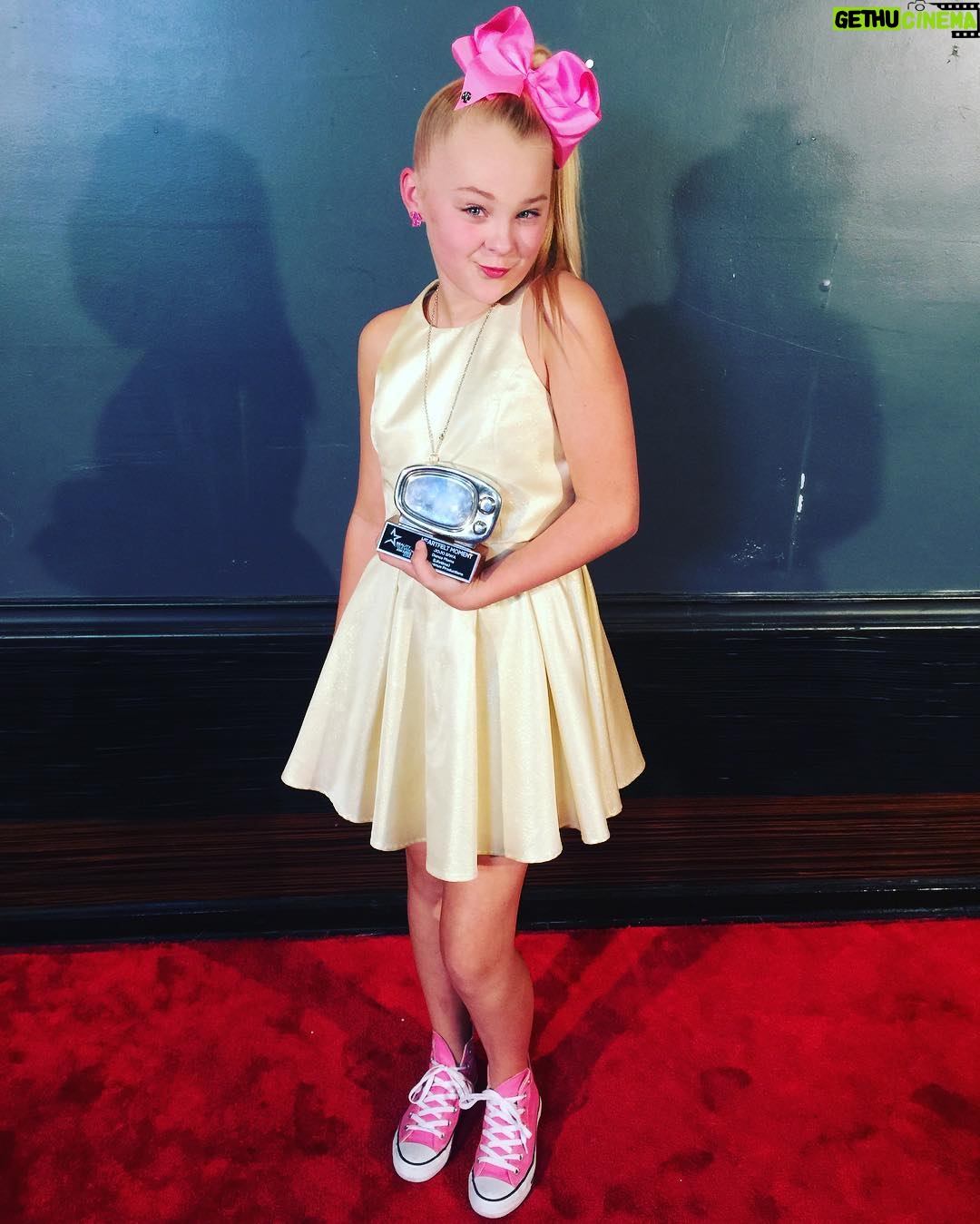 JoJo Siwa Instagram – Such an amazing night last night THANK YOU ALL so ...