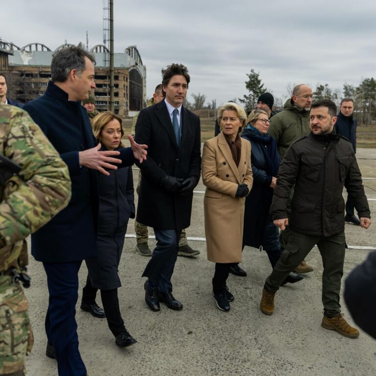 Top 10: Justin Trudeau's Most Iconic Instagram Photos