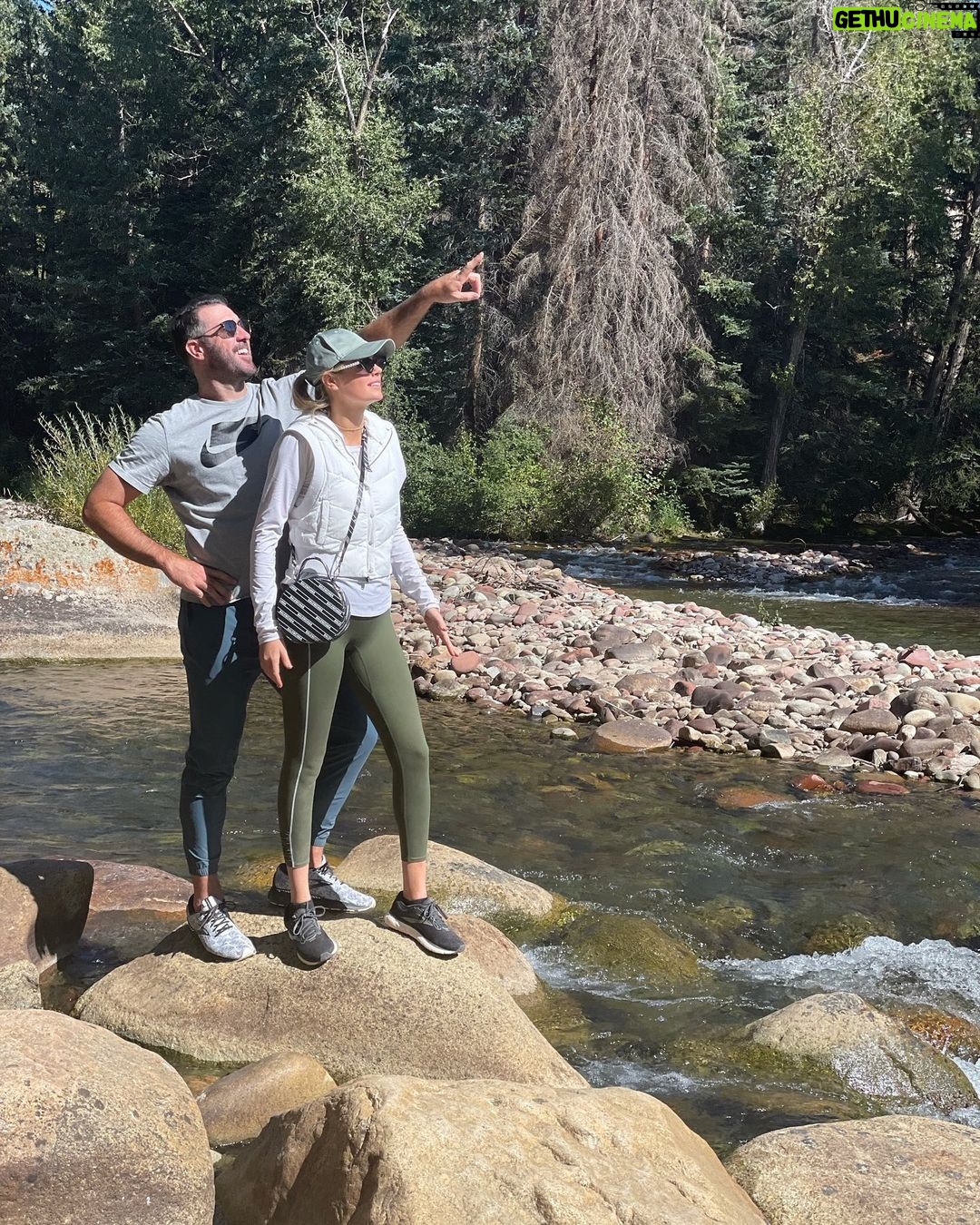 Kate Upton Instagram – This is what you get when Justin and I try to ...