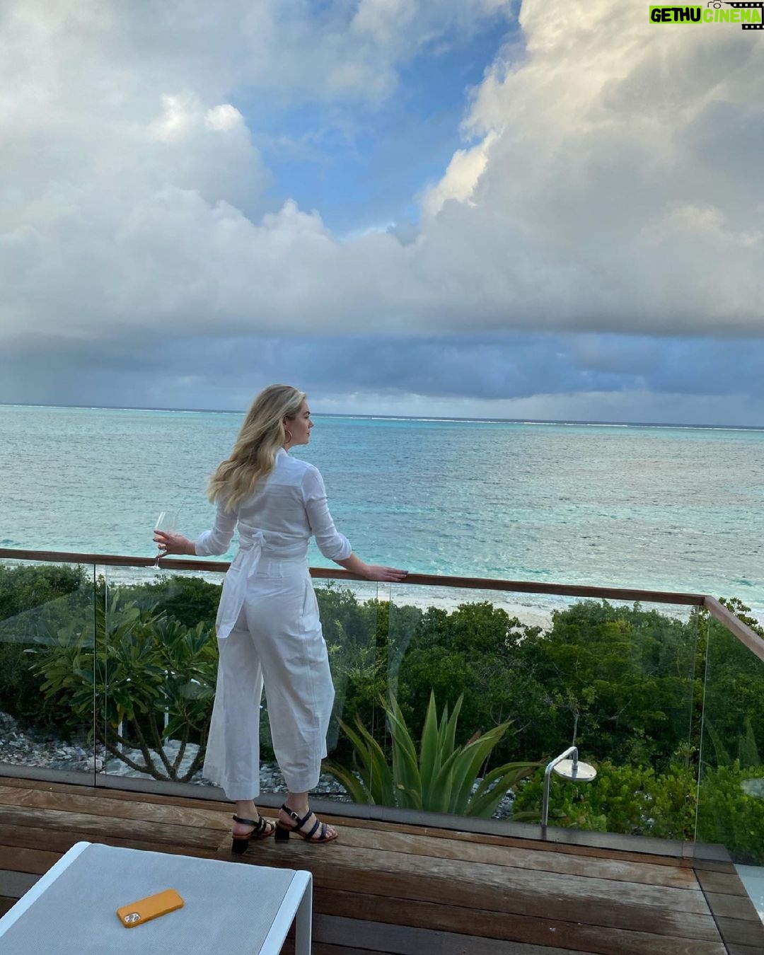 Kate Upton Instagram – Hope everyone had a fun and safe holiday weekend ...