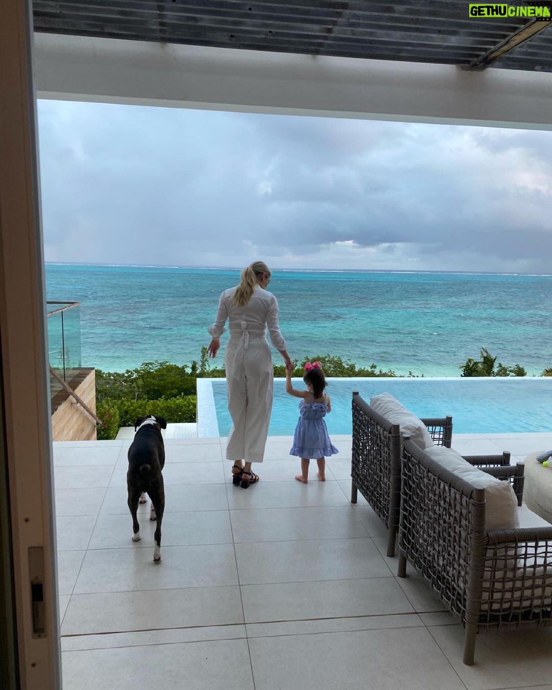 Kate Upton Instagram – Hope everyone had a fun and safe holiday weekend ...