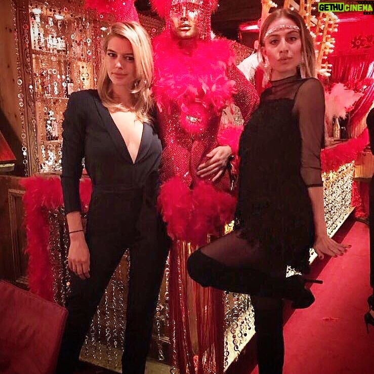 Kelly Rohrbach Instagram – 💃🏻🍾🎿👯 ️💃🏻 | Gethu Cinema