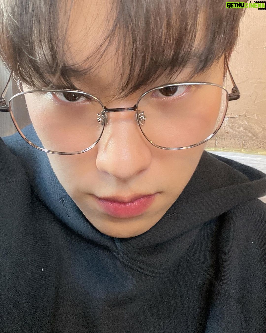 Kim Sung-cheol Instagram – 🤓 | Gethu Cinema