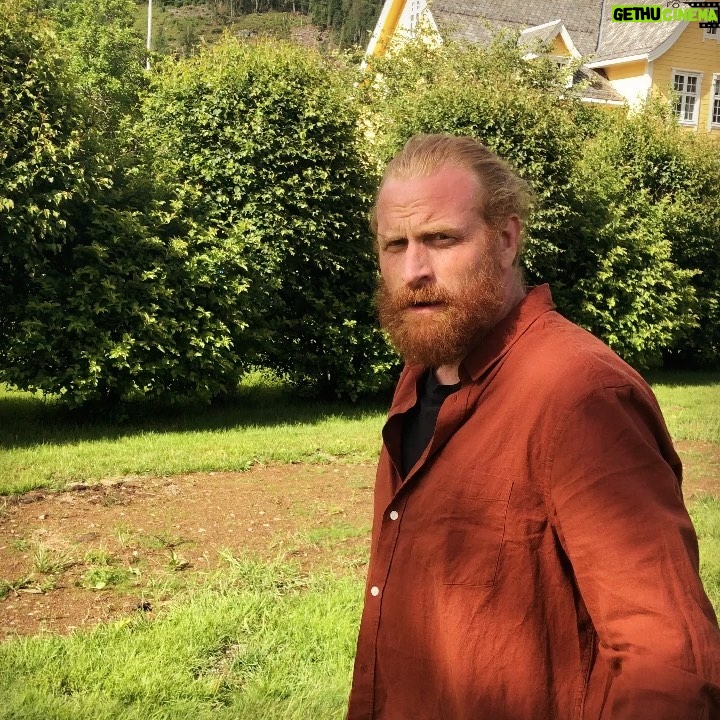 Kristofer Hivju Instagram – DUNK! Best sound ever! At @toregarden Good ...