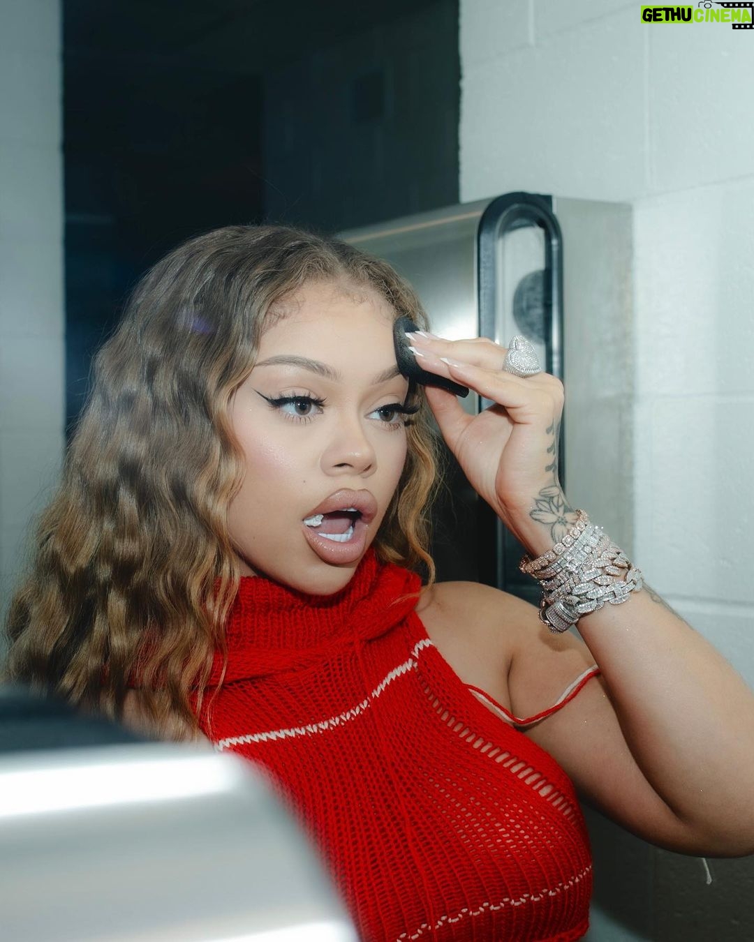 Latto Instagram – All deez h0es is midddd | Gethu Cinema