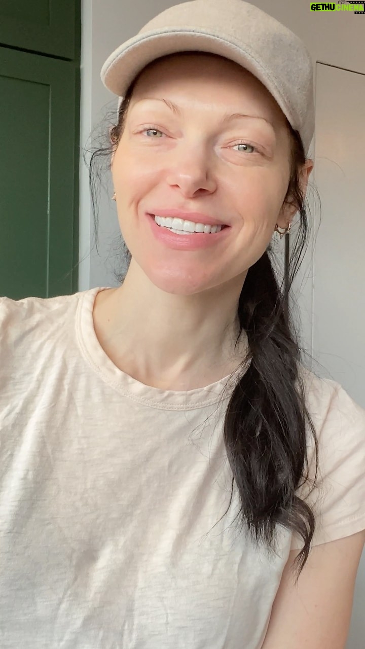 Laura Prepon Instagram – I hope you all had a great holiday! This week ...