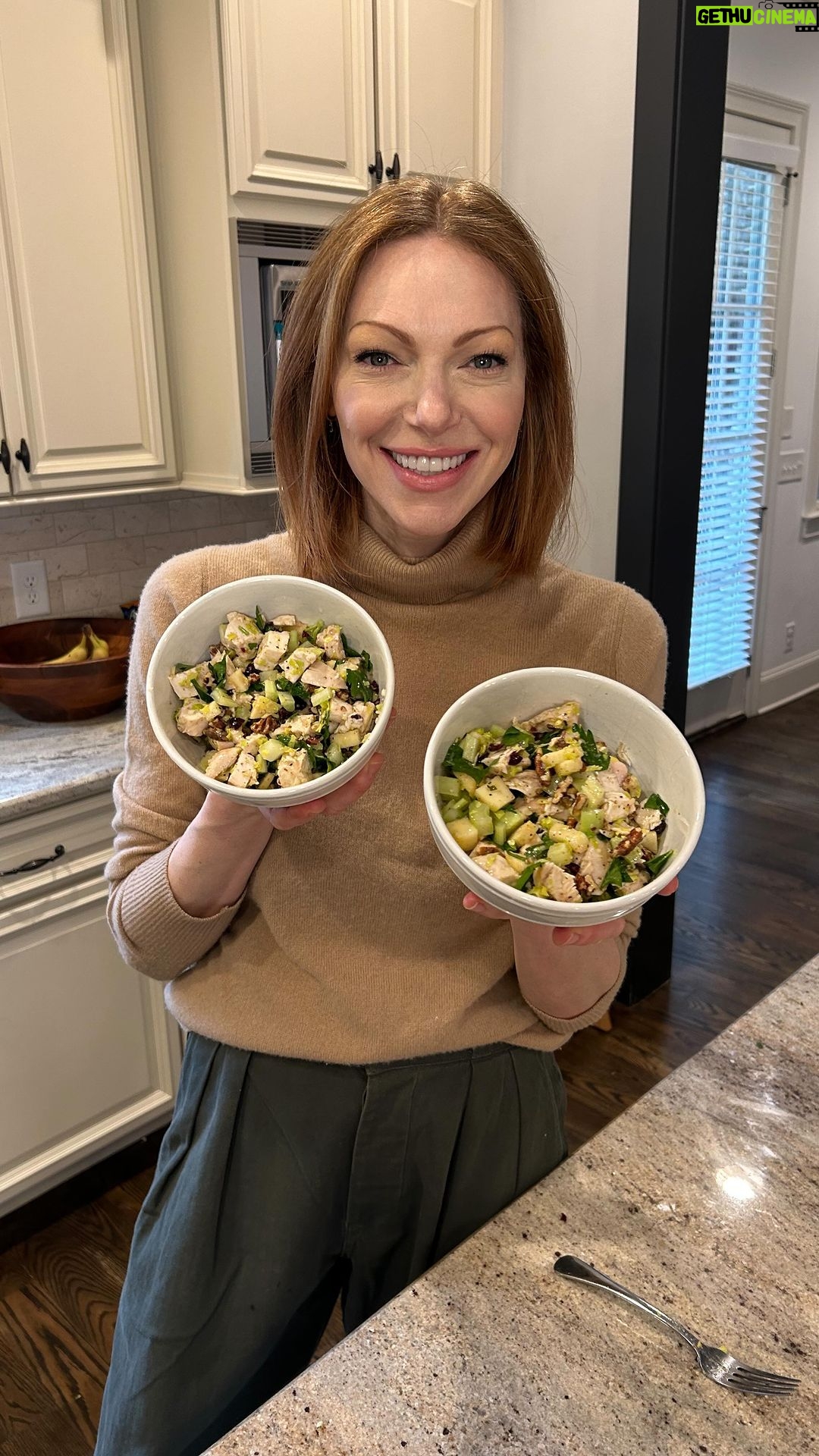 Laura Prepon Instagram – Happy Thanksgiving! Here’s a great way to # ...