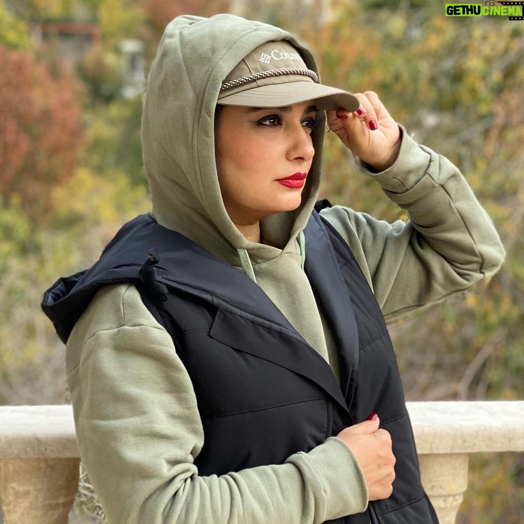 Linda Kiani Instagram – پاییز زیبا🍁🍂🍁🍂 | Gethu Cinema