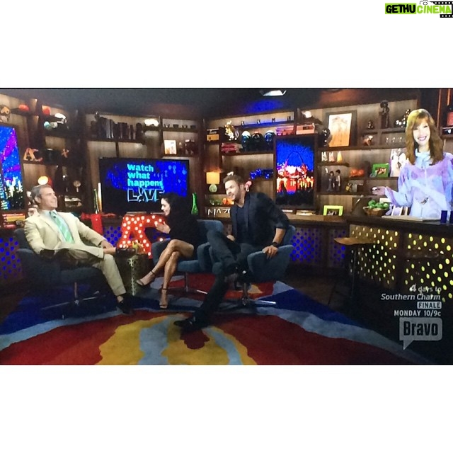 Lisa Kudrow Instagram – Ha, look! Cardboard Aunt Sassy bartended for ...