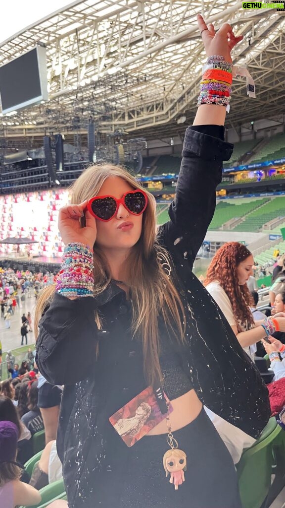 Actress Lorena Queiroz HD Instagram Photos and Wallpapers December 2023 ...