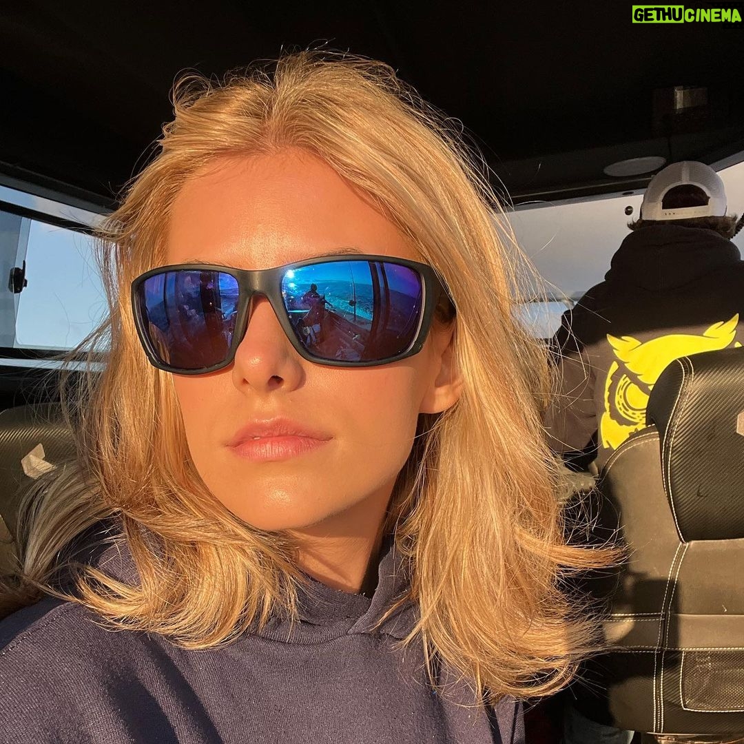 Madisyn Shipman Instagram – Feeling a little naked without my ...