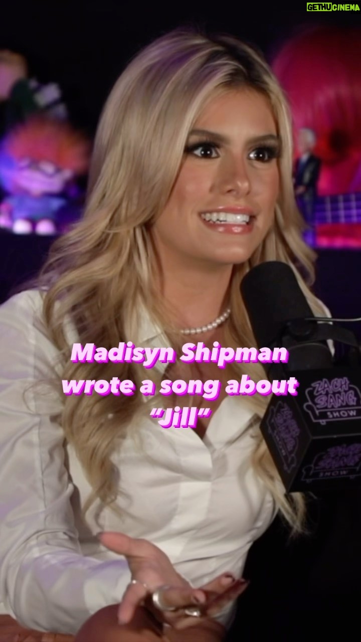 Actress Madisyn Shipman HD Instagram Photos and Wallpapers December ...