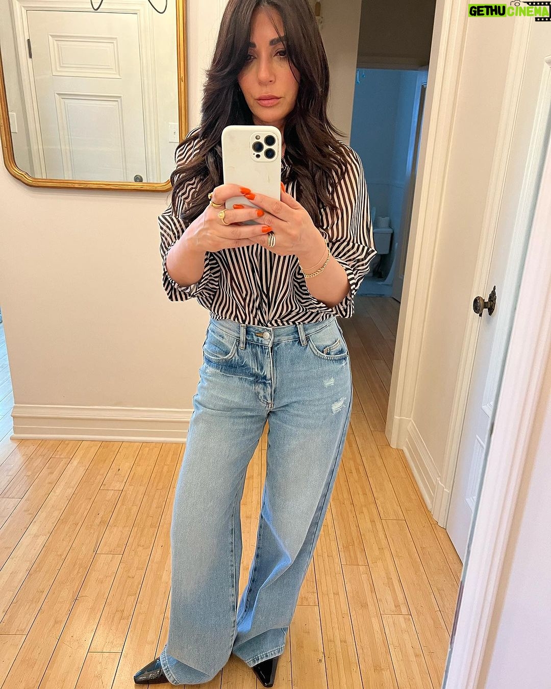 Marisol Nichols Instagram – Sunday 💛 But make it fashion | Gethu Cinema