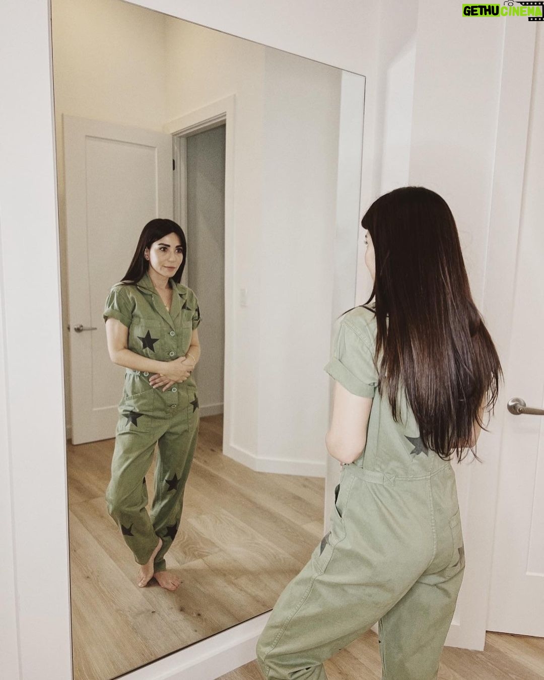 Marisol Nichols Instagram – Mirror mirror on the wall… (Insert caption ...