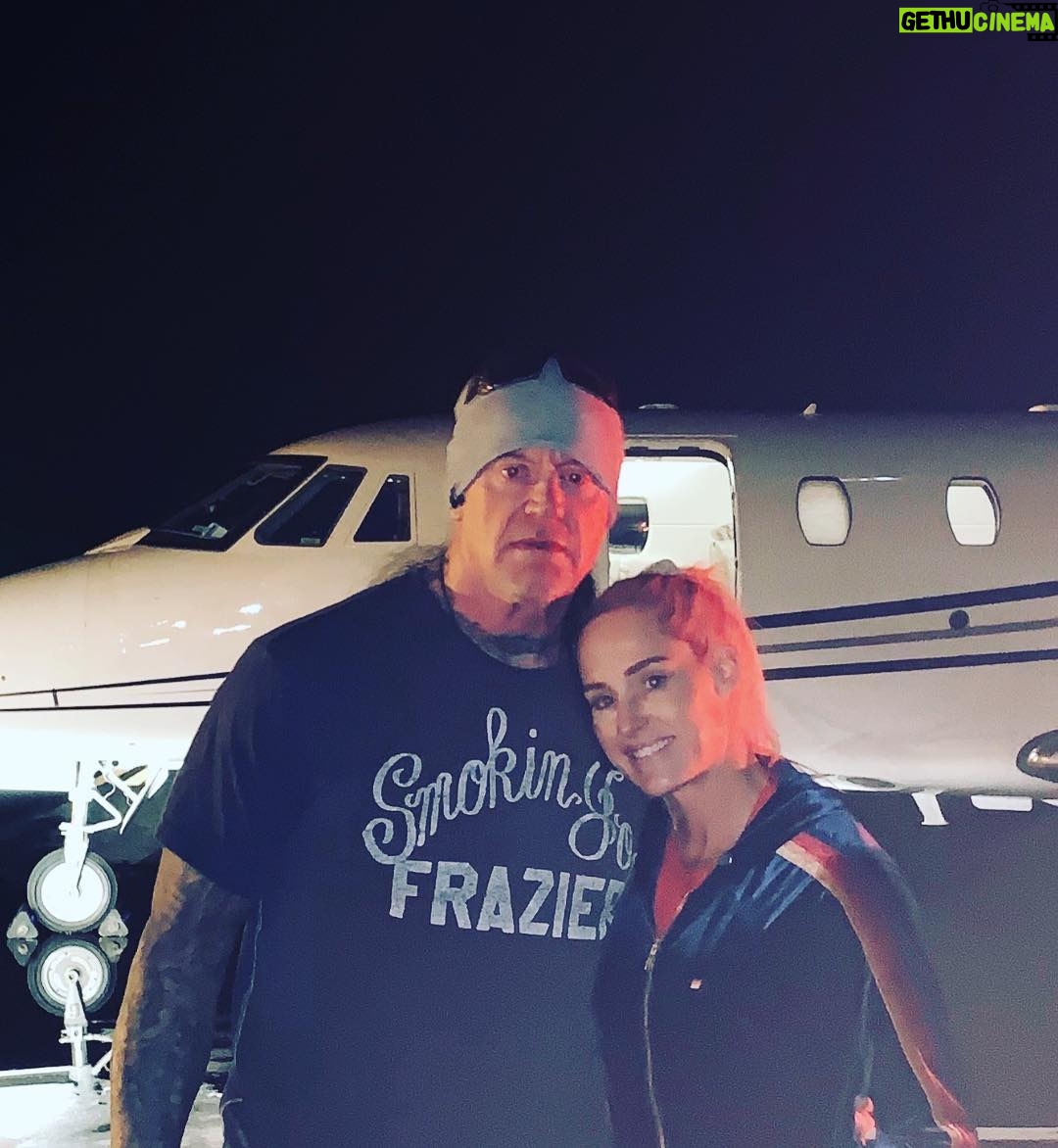 Mark Calaway Instagram – Landed late last night…must be meeting with ...