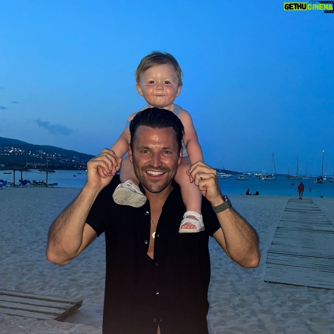 Mark Wright Instagram – Nephew goals 💙 Presley boy | Gethu Cinema