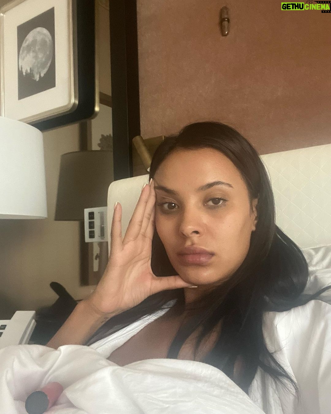 Maya Jama Instagram – The selfies I’ve taken recently – because unless ...