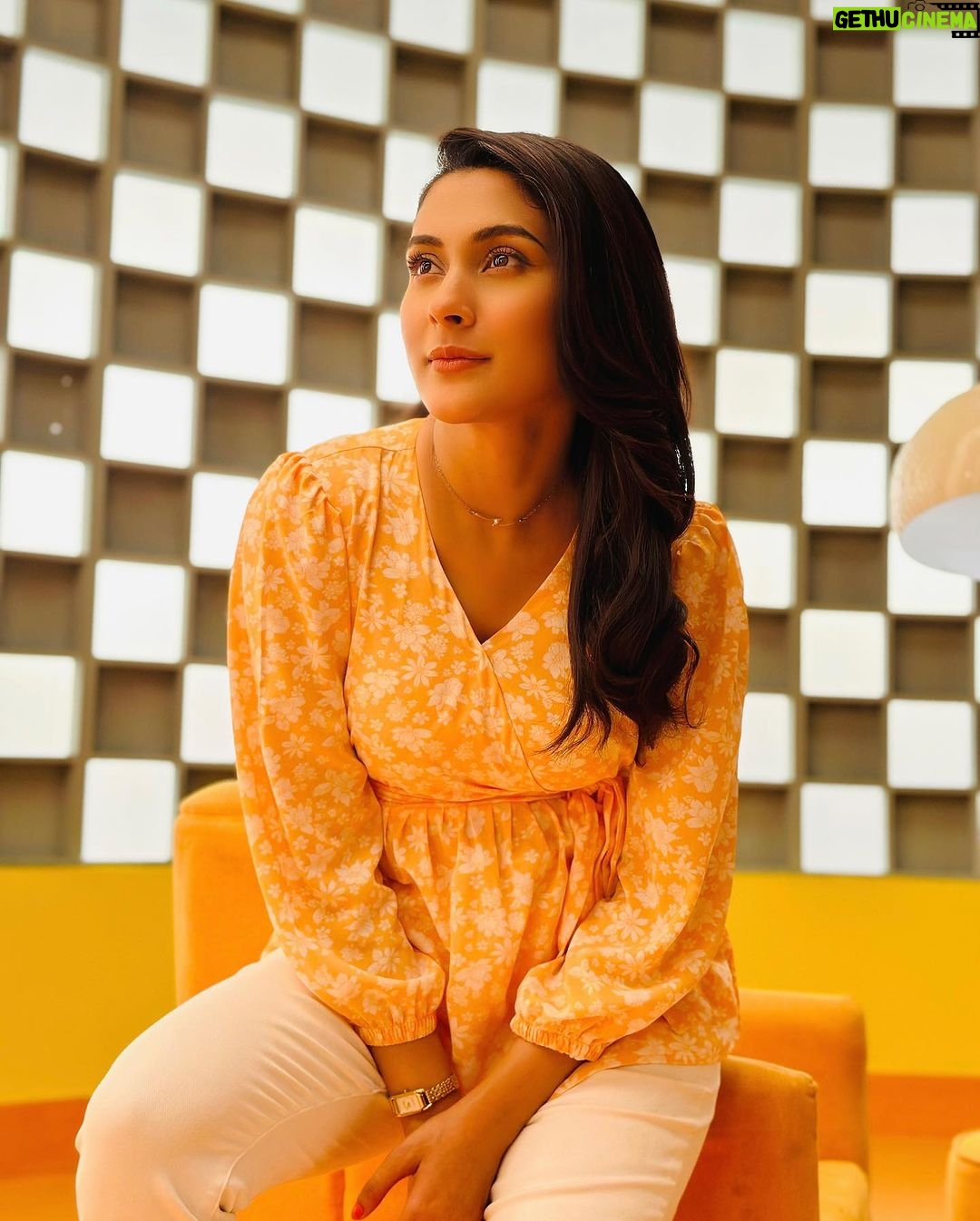 Mehazabien Chowdhury Wiki, Biography, Age, Photos, Spouse and more