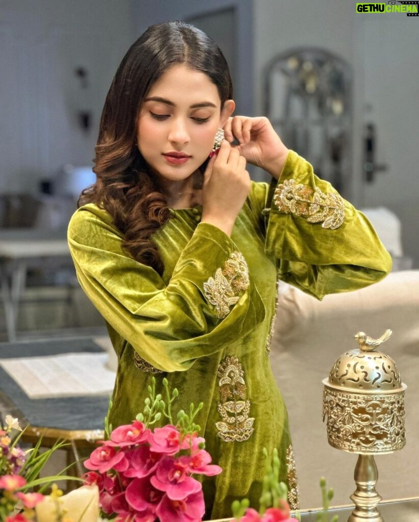Actress Mehazabien Chowdhury HD Instagram Photos and Wallpapers June ...