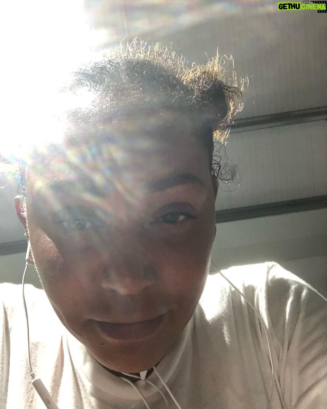 Mel B Instagram – Today was a tough one day 5 workout I thought putting ...