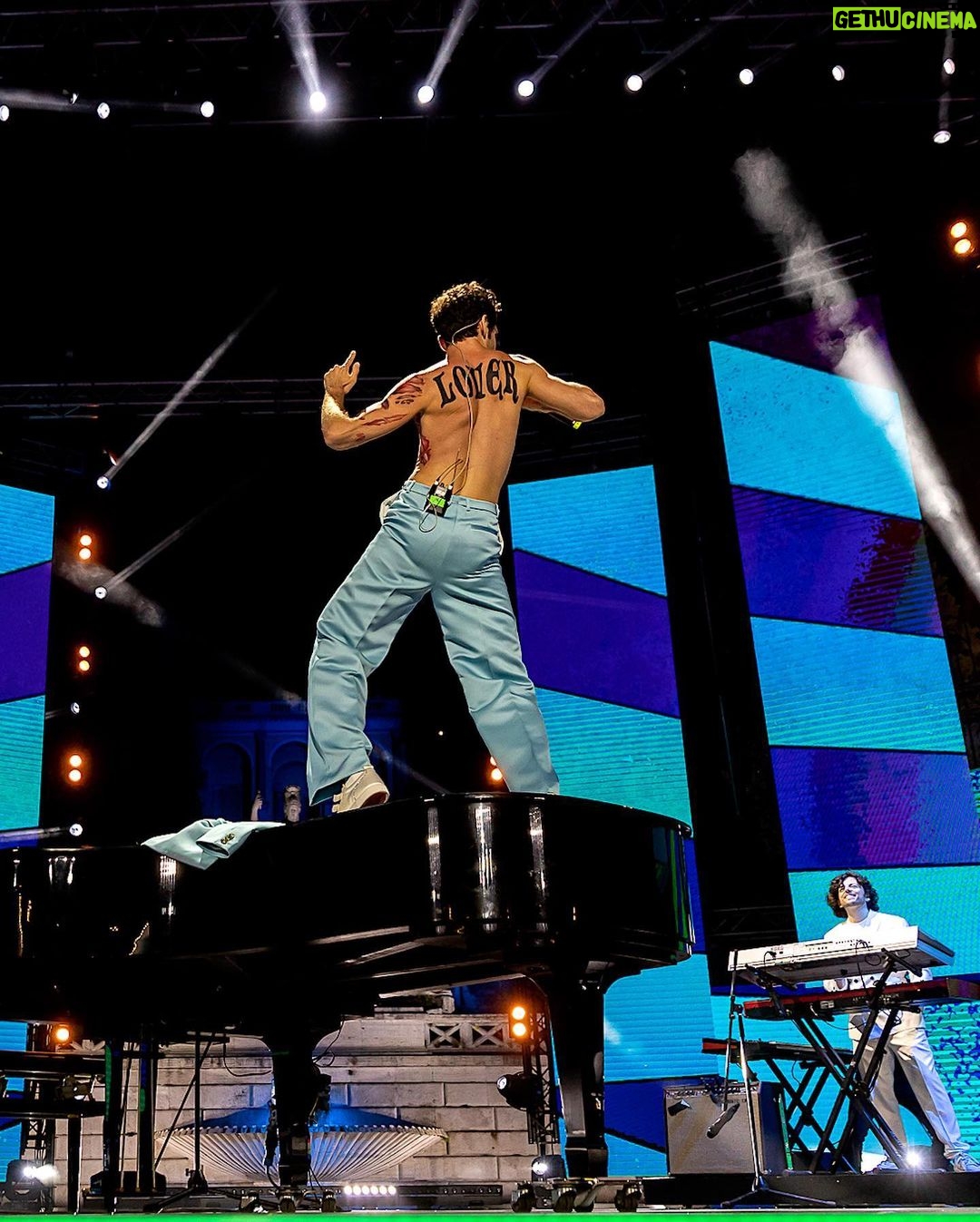 Mika Instagram – Italy! Stasera su Rai2 potrete vedere la mia ...