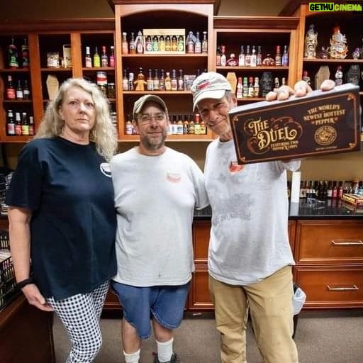 Actor Mike Rowe HD Photos and Wallpapers January 2023 | Gethu Cinema