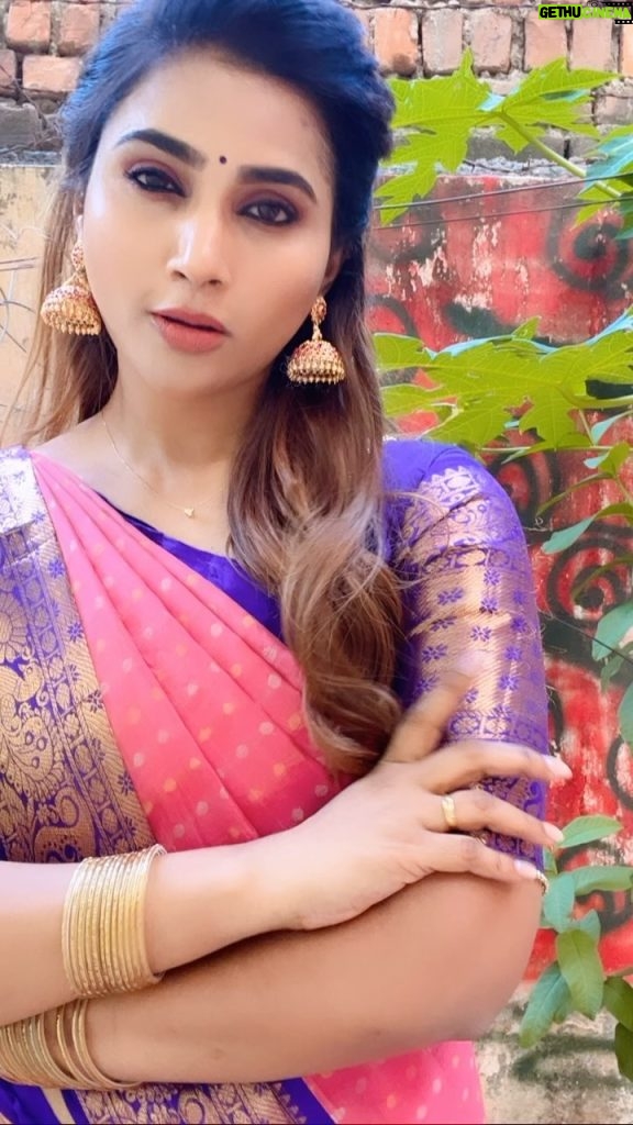 Actress Myna Nandhini HD Instagram Photos and Wallpapers October 2023 ...