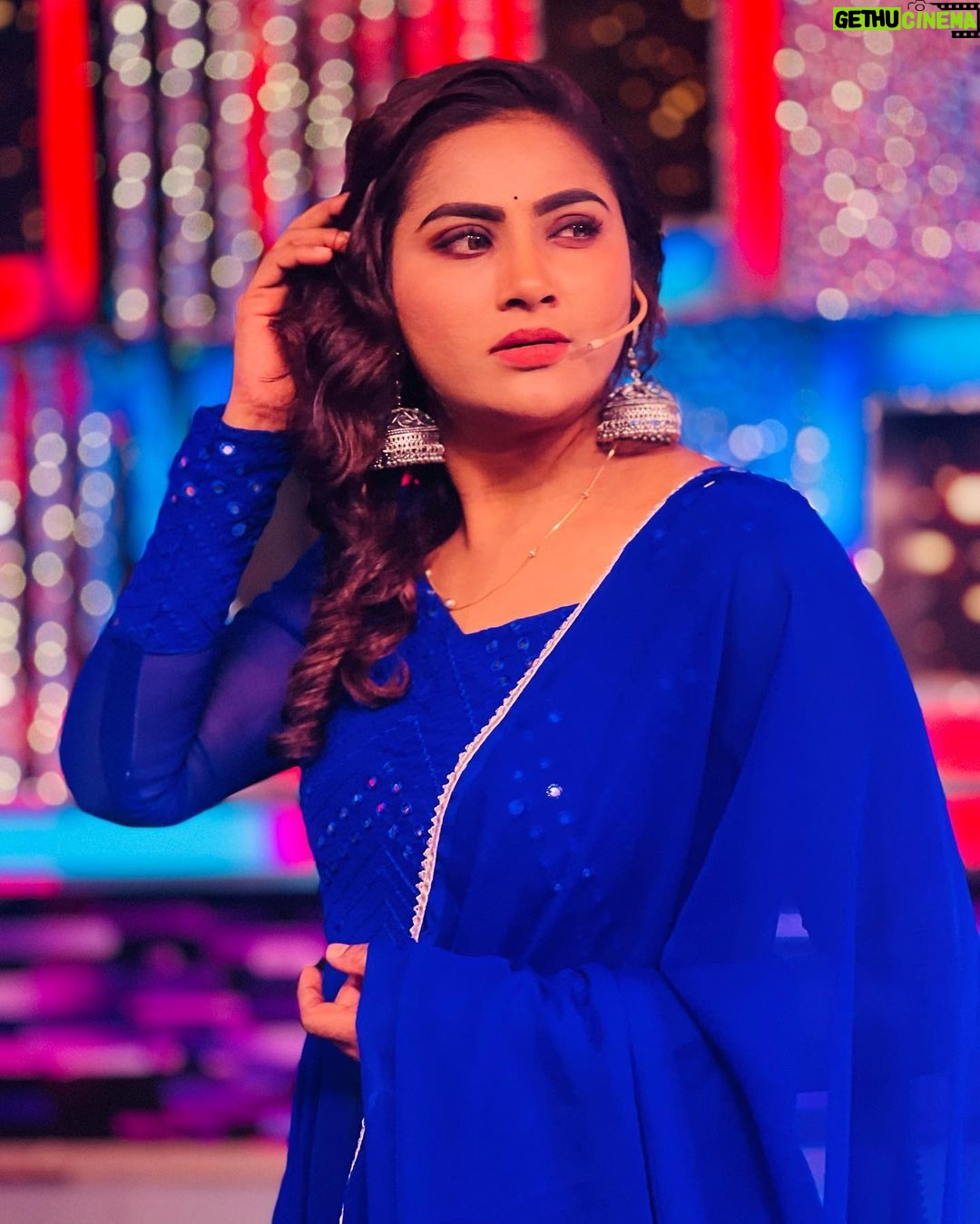 Actress Myna Nandhini HD Instagram Photos and Wallpapers April 2024 ...
