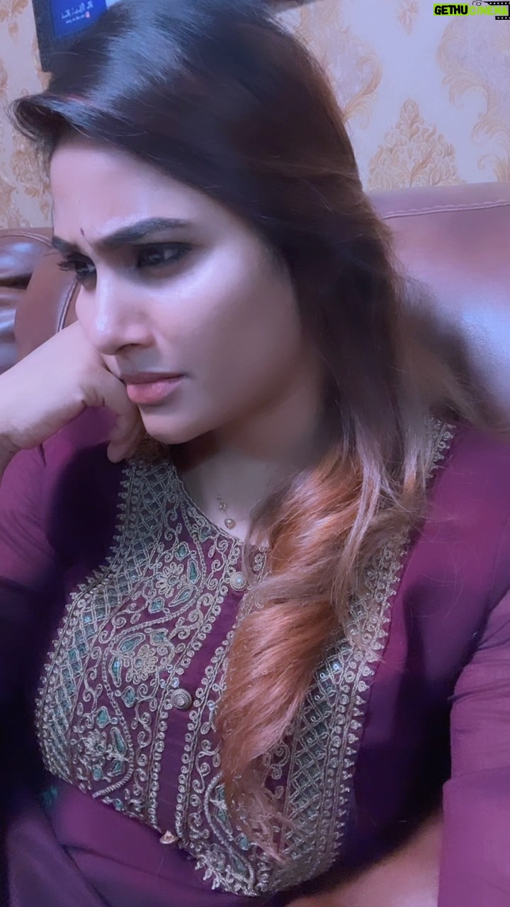 Actress Myna Nandhini HD Instagram Photos and Wallpapers February 2024 ...