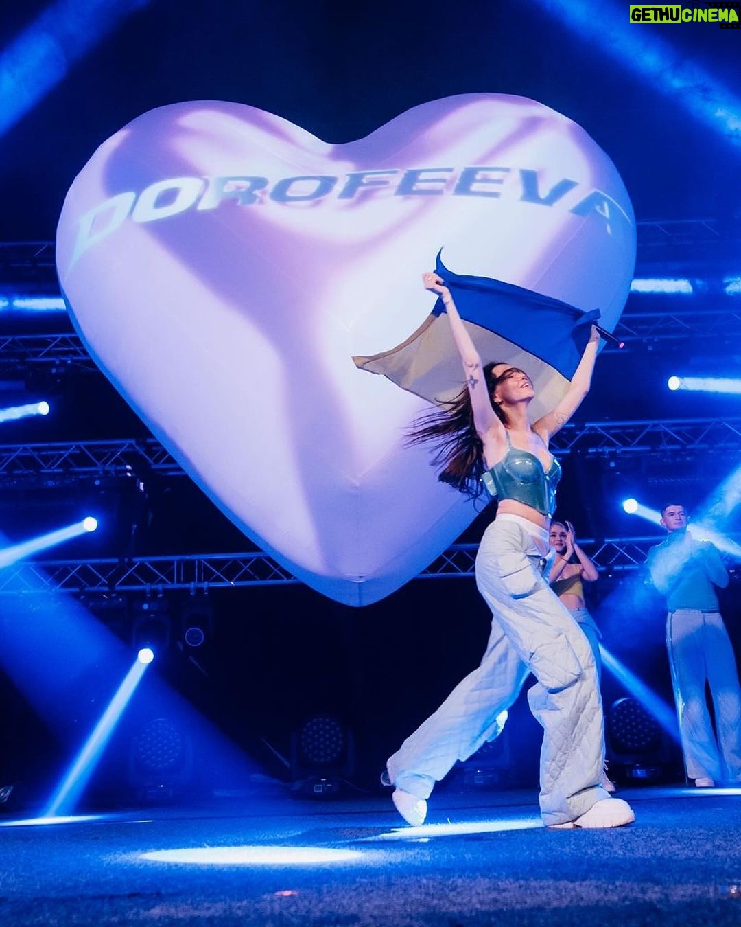 Nadya Dorofeeva Instagram – Вагомий внесок @nadyadorofeeva: понад 3 млн на користь «Азову ...