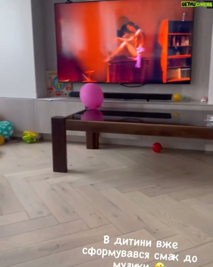 Nadya Dorofeeva Instagram – Я обожнюю наших людей 😂😂. Дивіться підбірку Ну а ми вже з вами ...