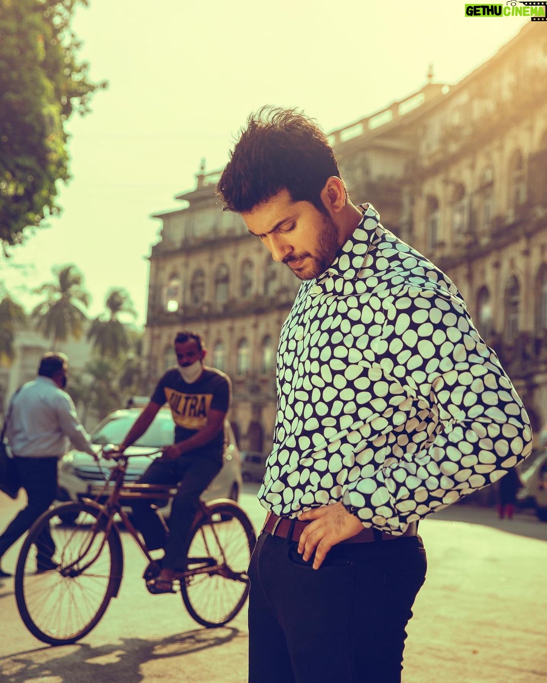 Namish Taneja Instagram – 25 din mei paise double @akshaykumar Caption ...