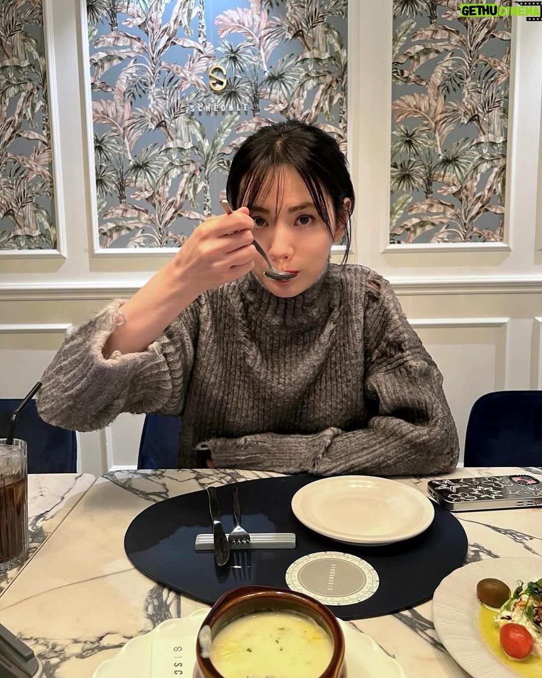 Nana Instagram – S2주년 콩그레츄레이션🩷 | Gethu Cinema