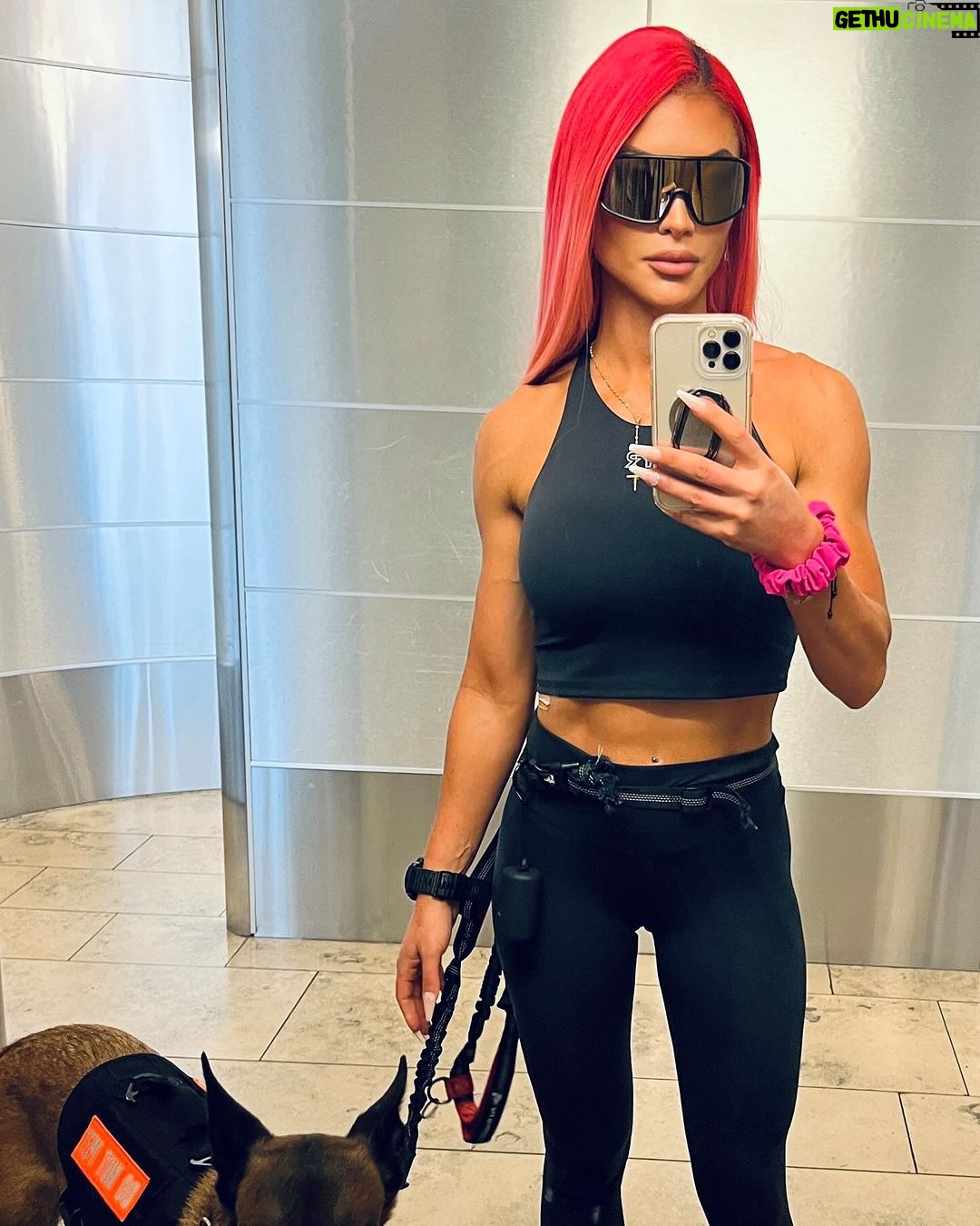 Actress Natalie Eva Marie HD Instagram Photos and Wallpapers March 2024 ...