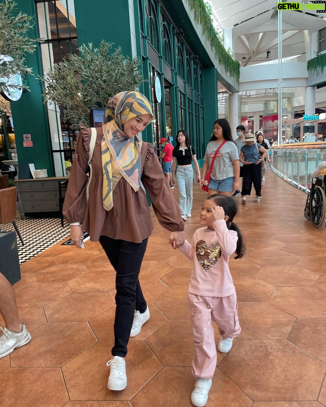 Nur Fazura Wiki, Biography, Age, Gallery, Spouse and more