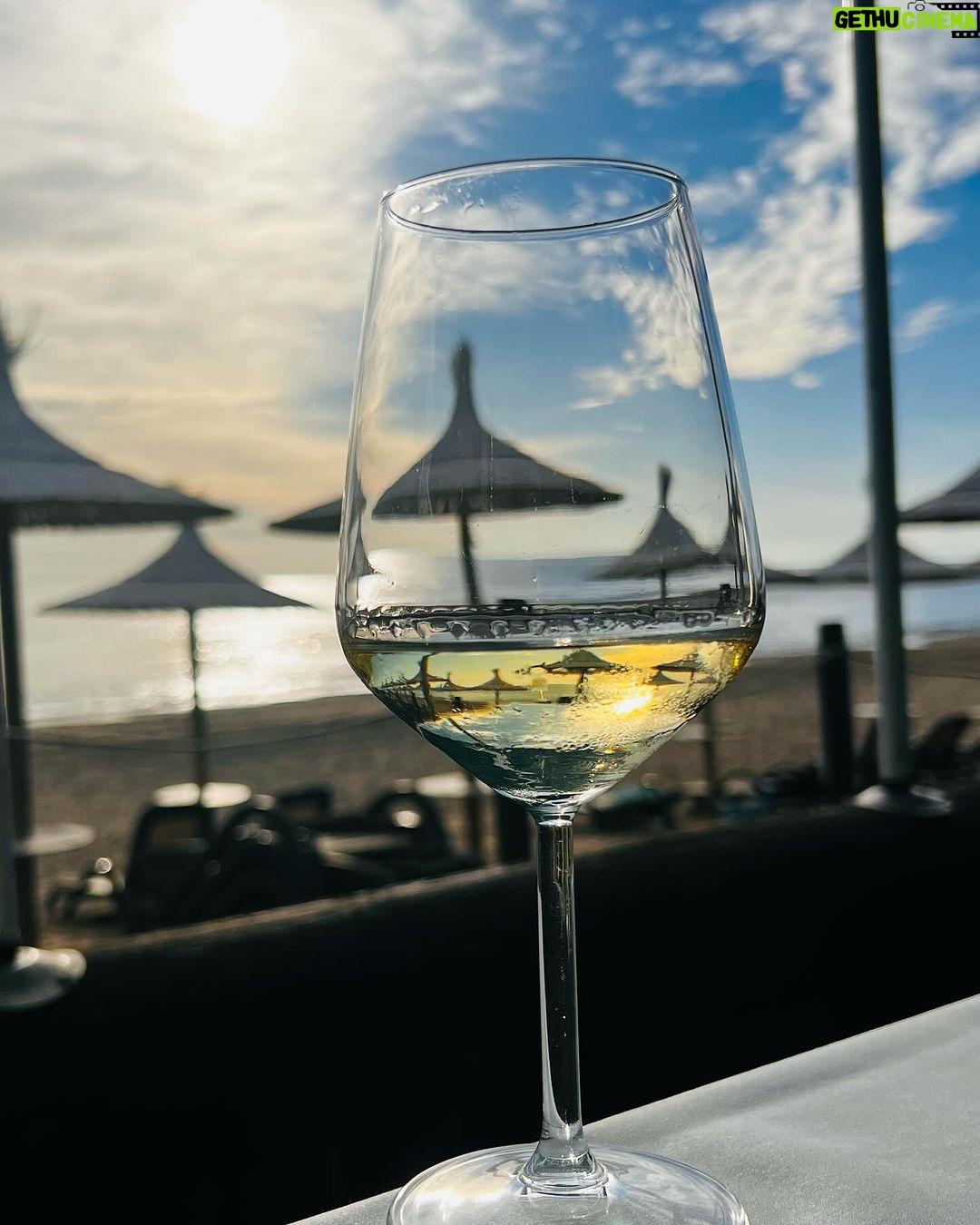 Paloma Bernardi Instagram – Más que bela,Marbella ! Más que boa onda ...