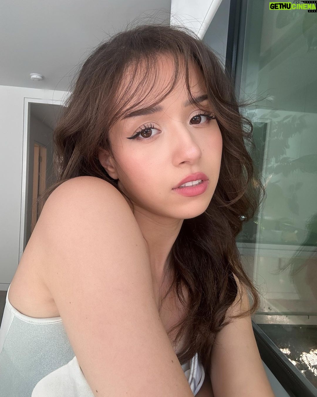 Pokimane Instagram – 🤍🪽 | Gethu Cinema