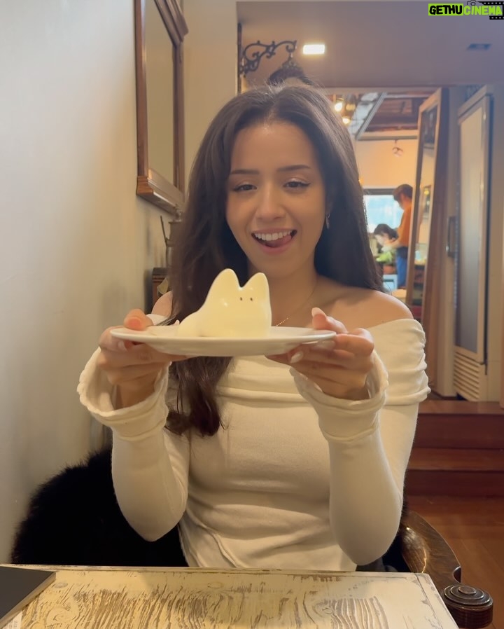 Pokimane Instagram – got a lil makeover in korea 🥹 they gave me a color ...