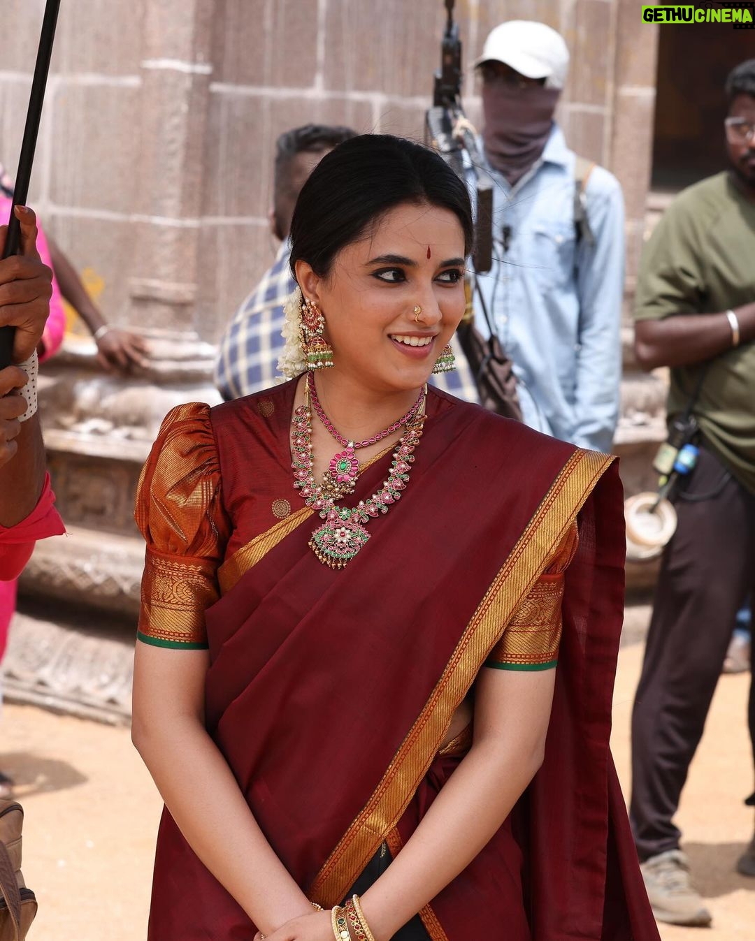 Actress Priyanka Mohan HD Instagram Photos and Wallpapers January 2024 ...