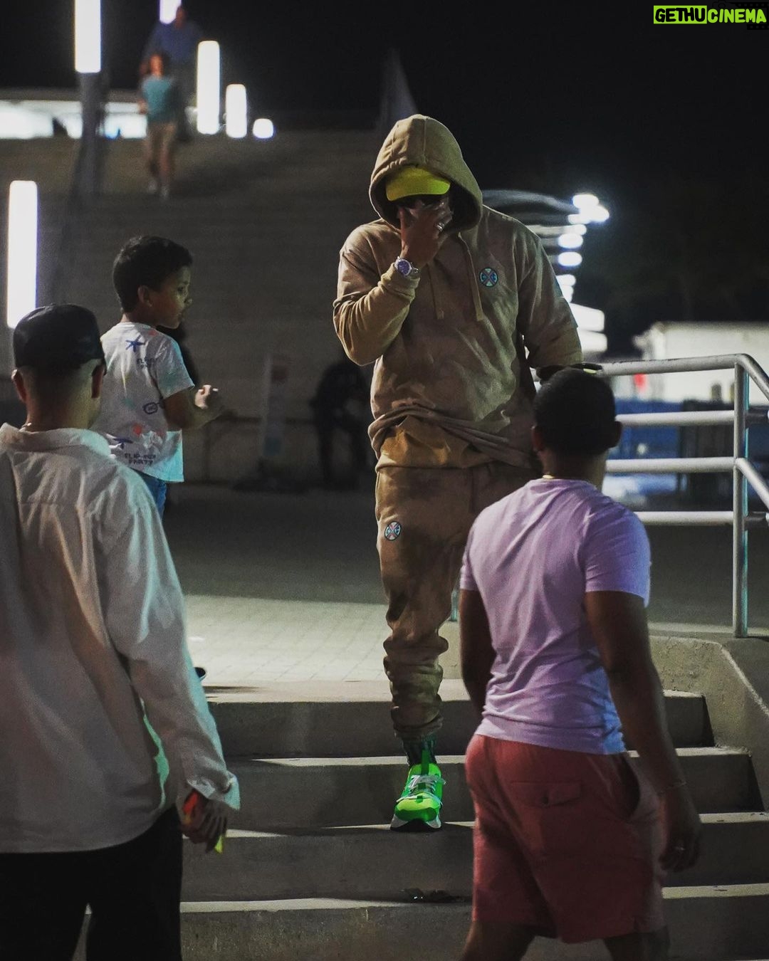 Romeo Miller Instagram – En Miami 🏄🏾‍♂️ by @elijah.wells. Miami Beach ...