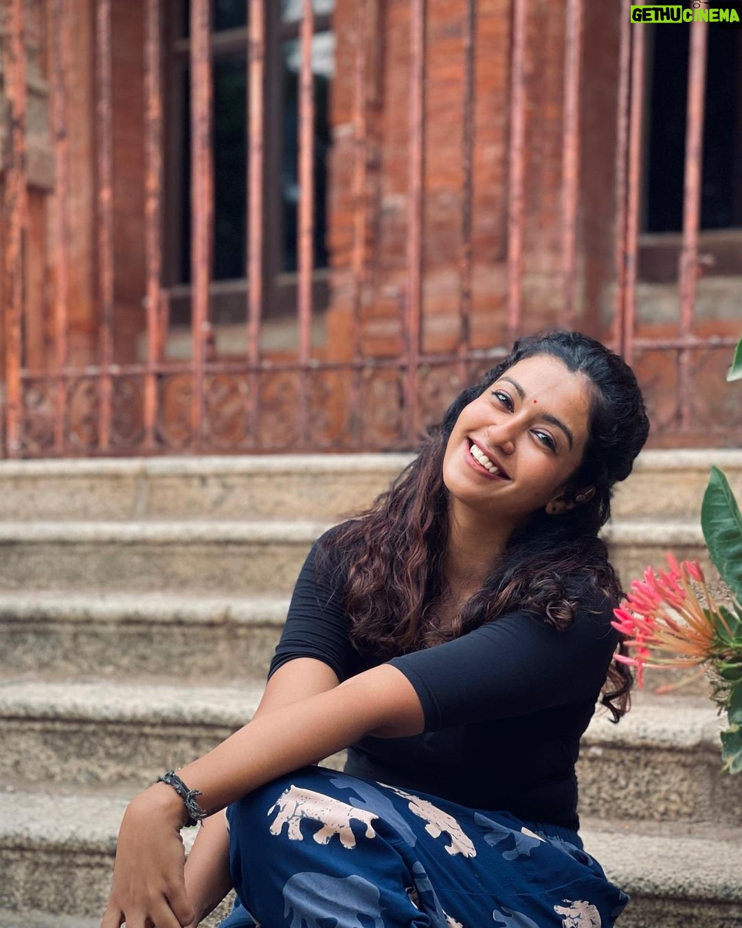 Roshini Haripriyan Instagram – நான் உன்னை காணும் வரையில் தாபத நிலையே ...