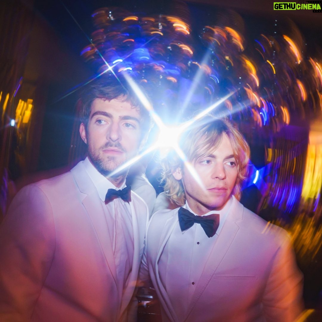 Ross Lynch Instagram – Our ‘Heart Of Mine’ video premieres today! 📸 ...