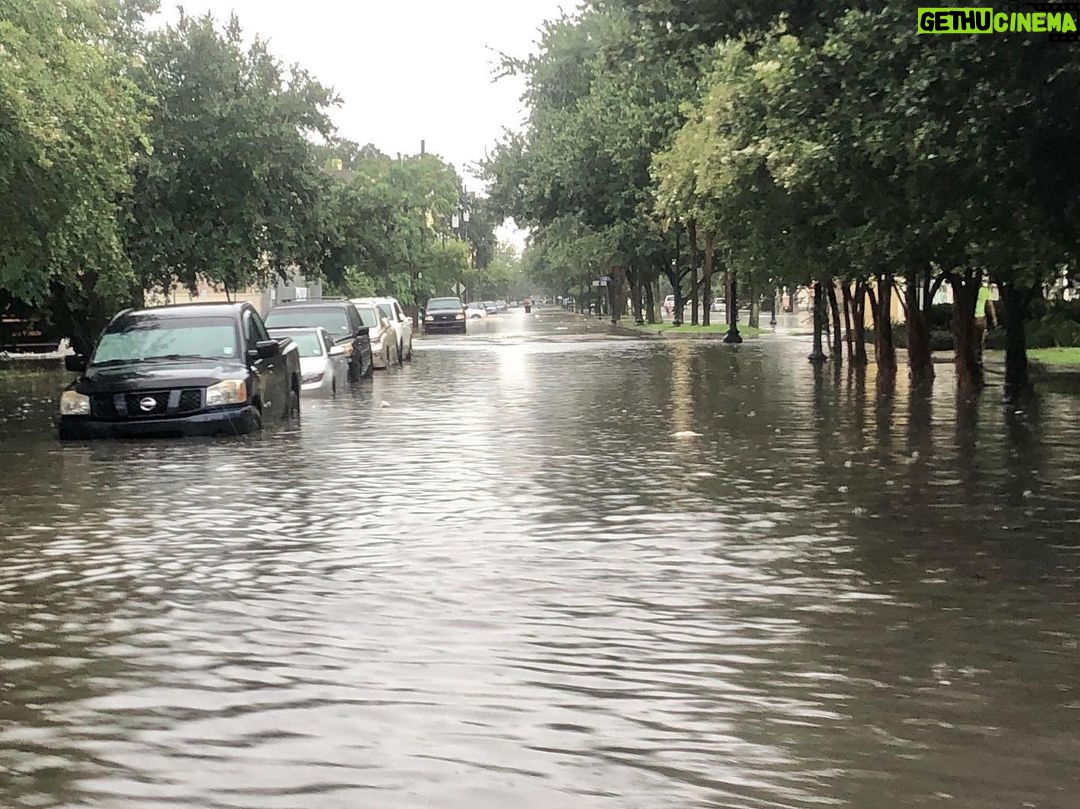 Russell Crowe Instagram – My office today … | Gethu Cinema