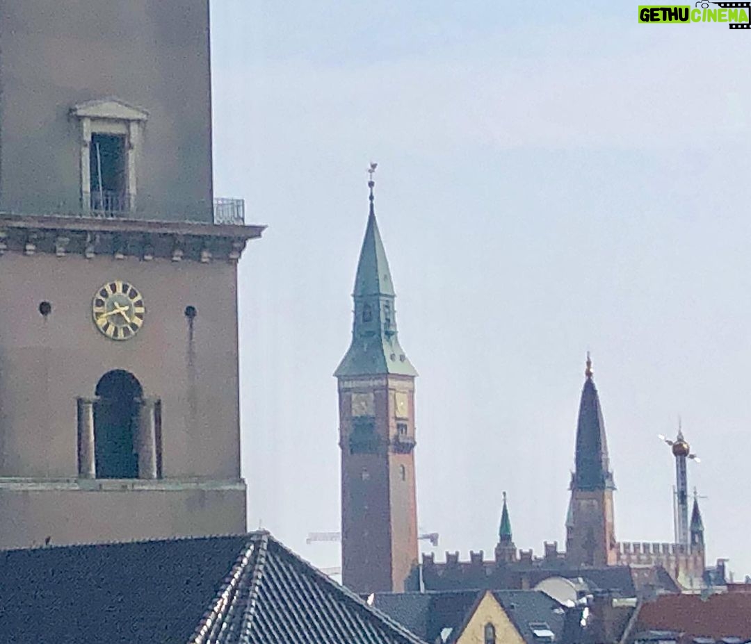 Russell Crowe Instagram – Goodbye Copenhagen thanks for a couple of ...