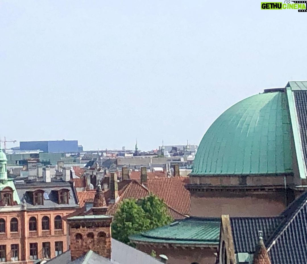 Russell Crowe Instagram – Goodbye Copenhagen thanks for a couple of ...