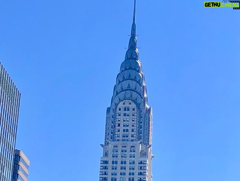 Russell Crowe Instagram – My office today … alternate perspective ...