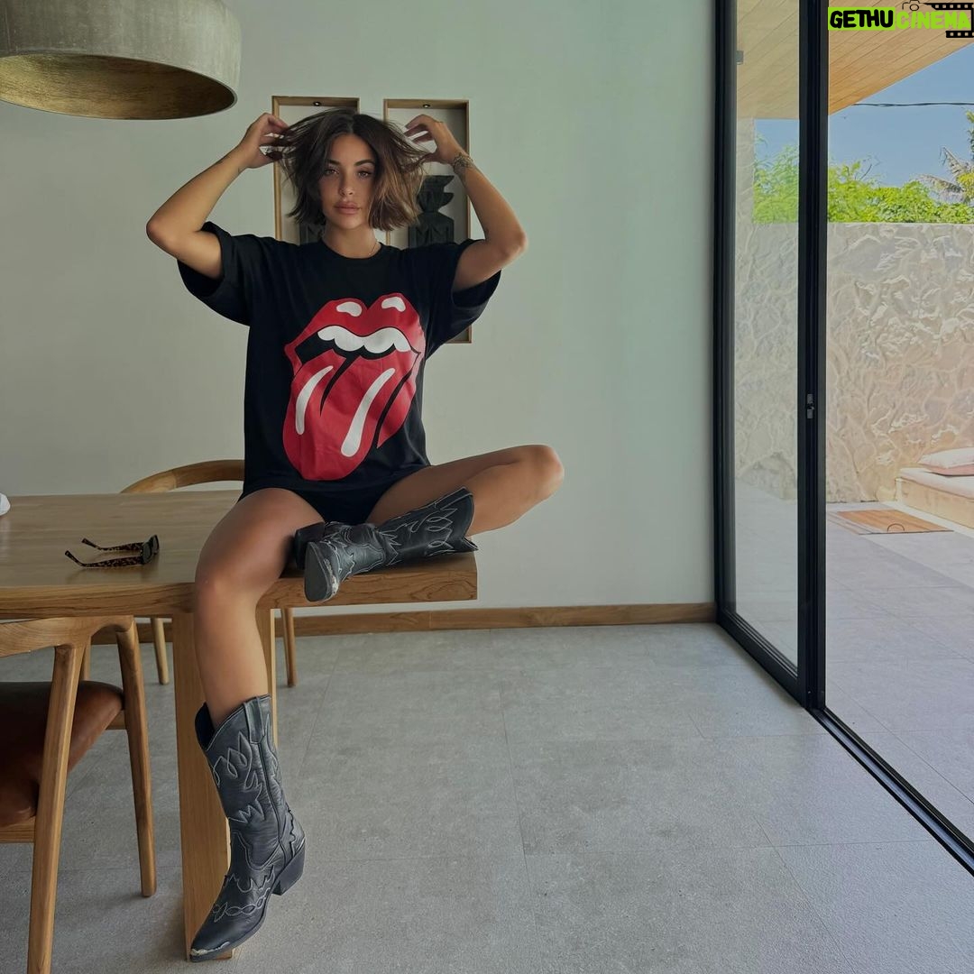 Rym Renom Instagram – 🌹 Bali, Indonesia | Gethu Cinema