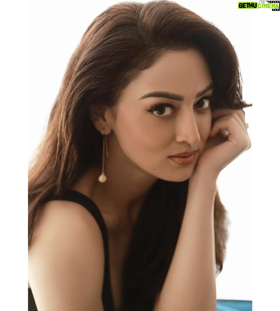 Actress Sandeepa Dhar HD Instagram Photos and Wallpapers October 2023 ...