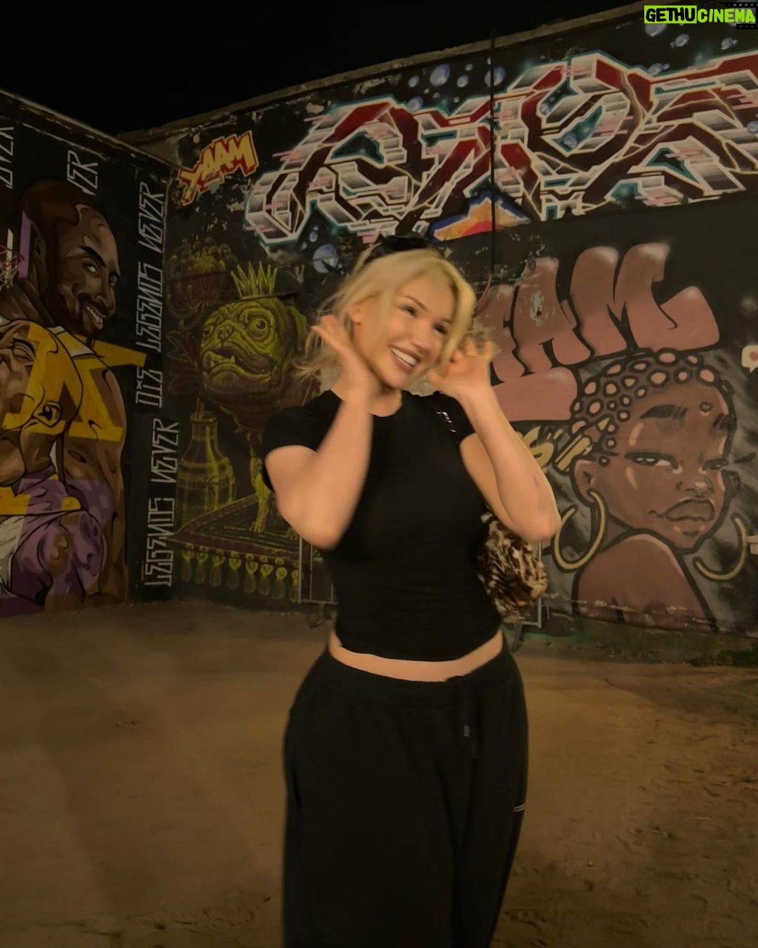 Actress Shirin David HD Instagram Photos and Wallpapers September 2023 ...