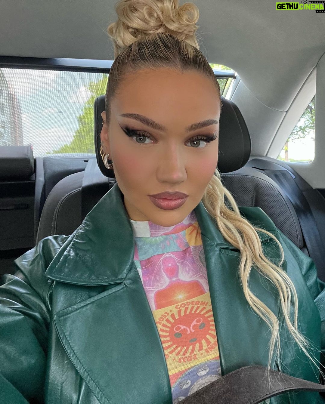 Shirin David Instagram – one day in hamburg city 🥹🫶🏼 Hamburg, Germany ...